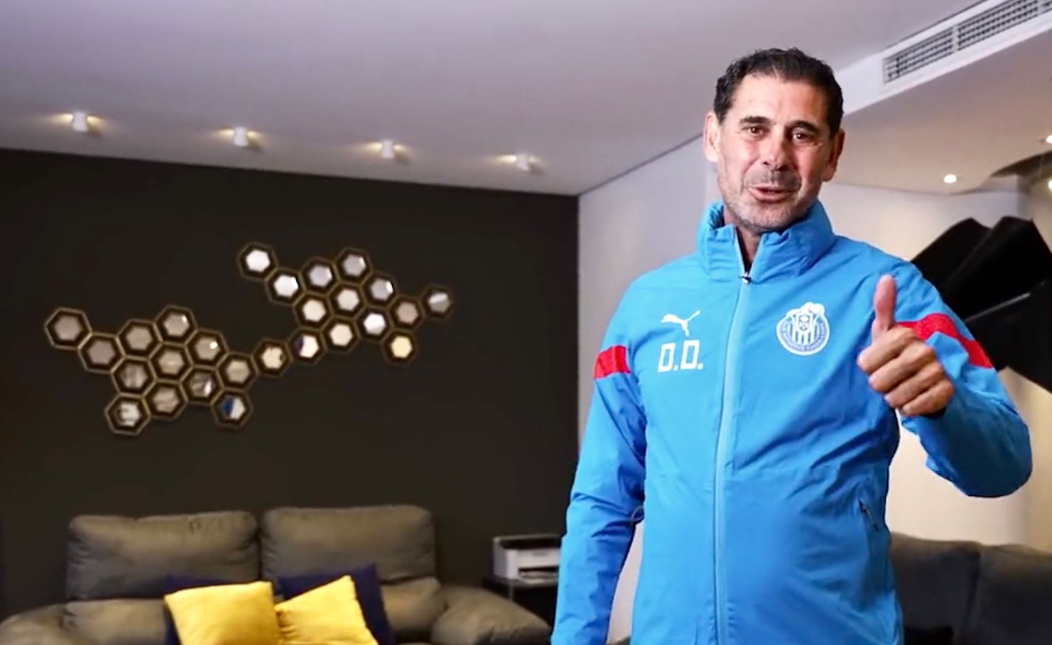Anuncia Chivas A Fernando Hierro Como Su Director Deportivo